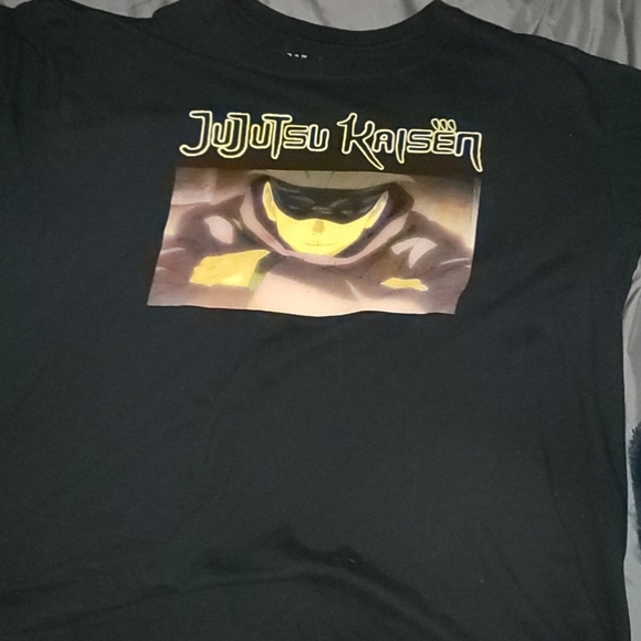 Hot Topic | Shirts | Hot Topic Jujutsu Kaisen Satoru Gojo Graphic Tee ...